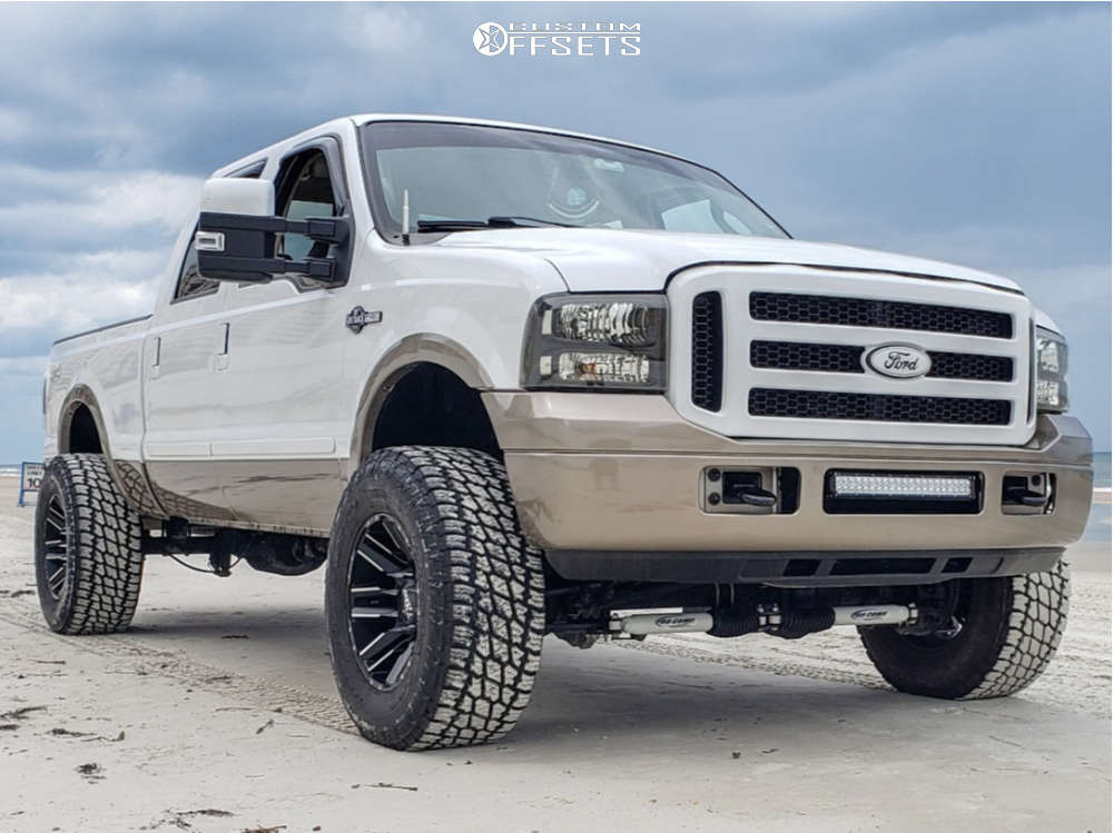 2005 Ford F-350 Super Duty with 18x10 -24 Moto Metal Mo978 and 35/12 ...