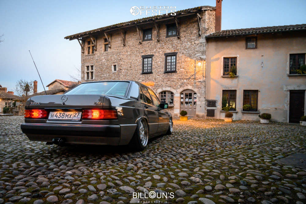 1995 Mercedes-Benz 190E with 17x8 30 SpeedLine Mariani and 195/40R17 ...