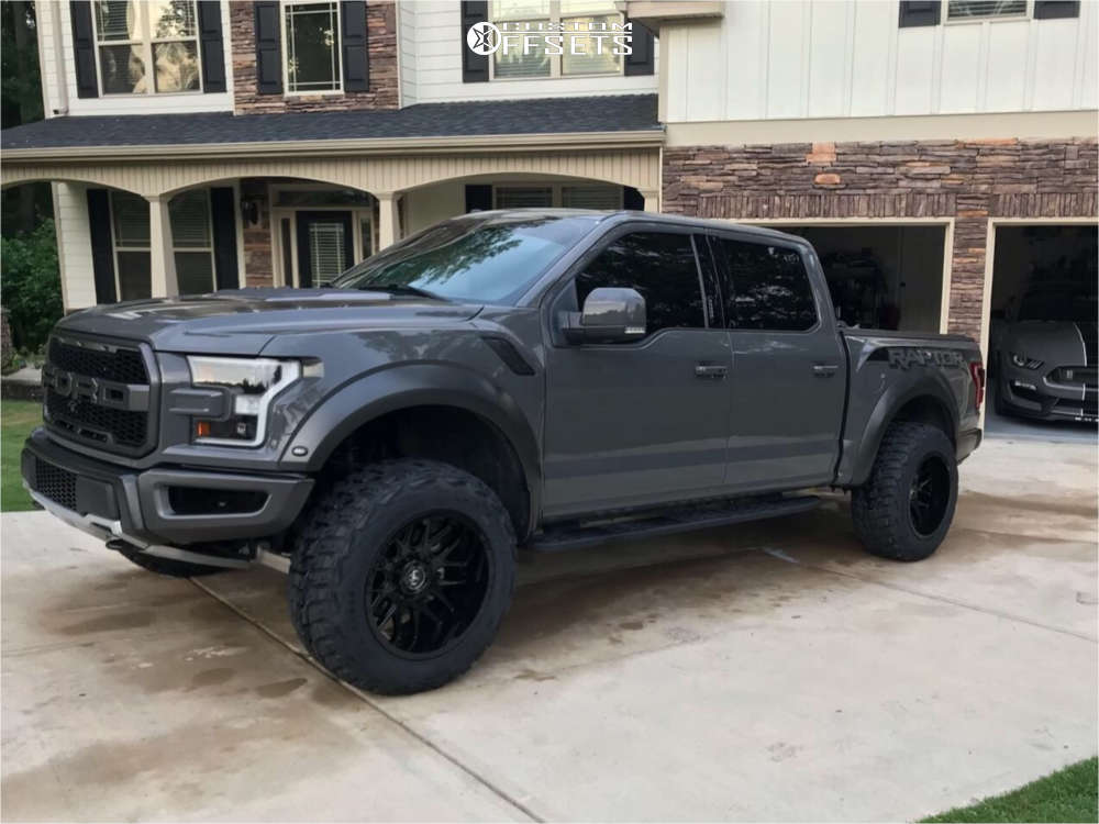 2018 Ford Raptor with 20x12 -44 Motiv Offroad Magnus and 35/12.5R20 ...