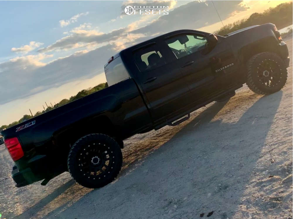 2017 Chevrolet Silverado 1500 with 20x10 -24 Method Mr606 and 33/12 ...