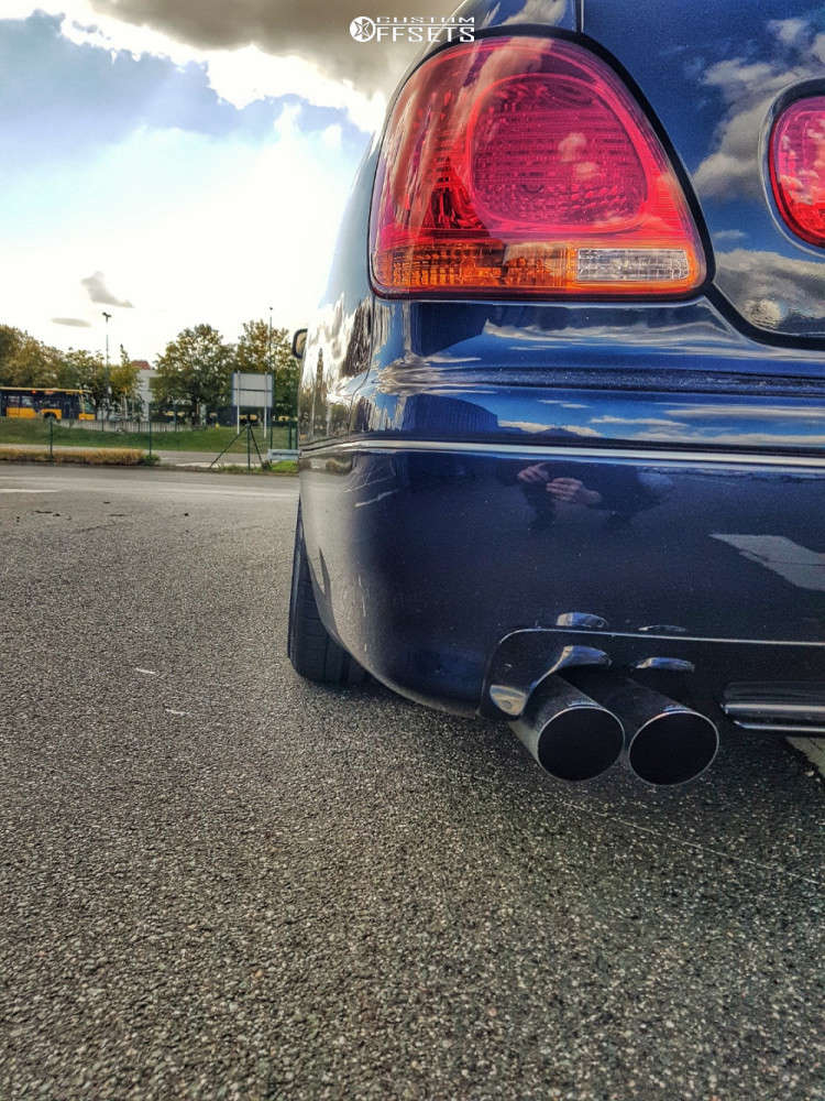 2002 Lexus GS300 with 19x8.5 35 OZ Racing Opera 2 and 225/35R19 Nexen ...