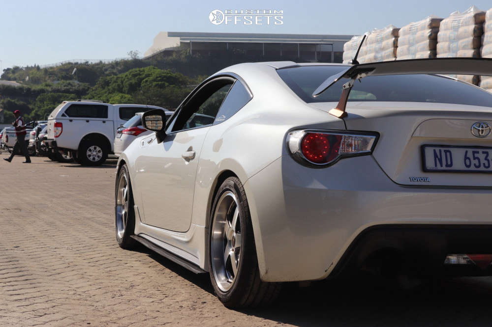 2013 Toyota 86 Wheel Offset Nearly Flush Coilovers | 720829 | Custom ...