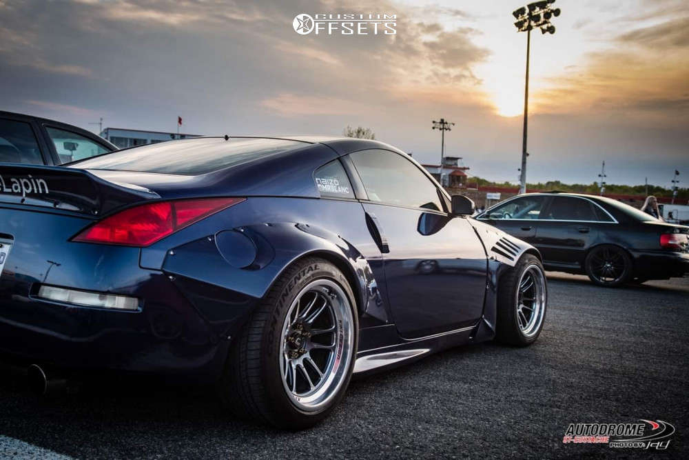 2003 Nissan 350Z with 18x11 8 Cosmis Racing XT-206R and 285/35R18 ...