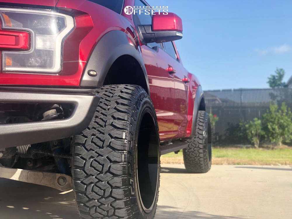 2017 Ford Raptor with 22x12 -51 ARKON OFF-ROAD Alexander and 35/12.5R22 ...