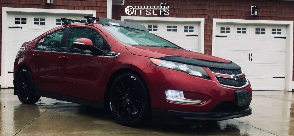 2014 Chevrolet Volt with 18x8 45 Konig Oversteer and 235/45R18 Pirelli ...