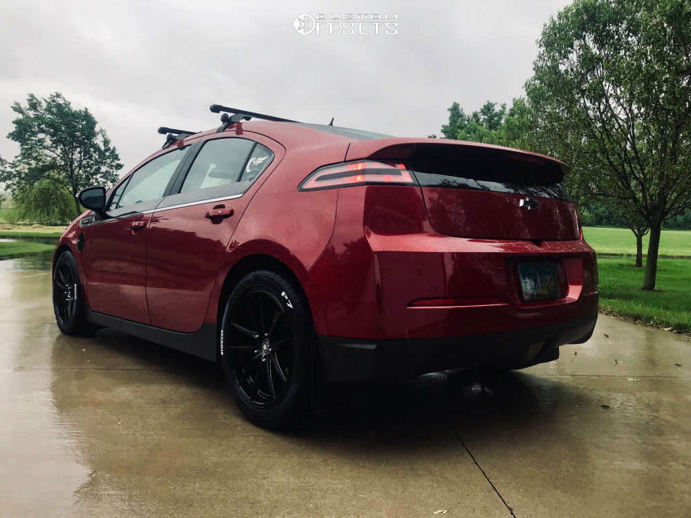 2014 Chevrolet Volt with 18x8 45 Konig Oversteer and 235/45R18 Pirelli ...