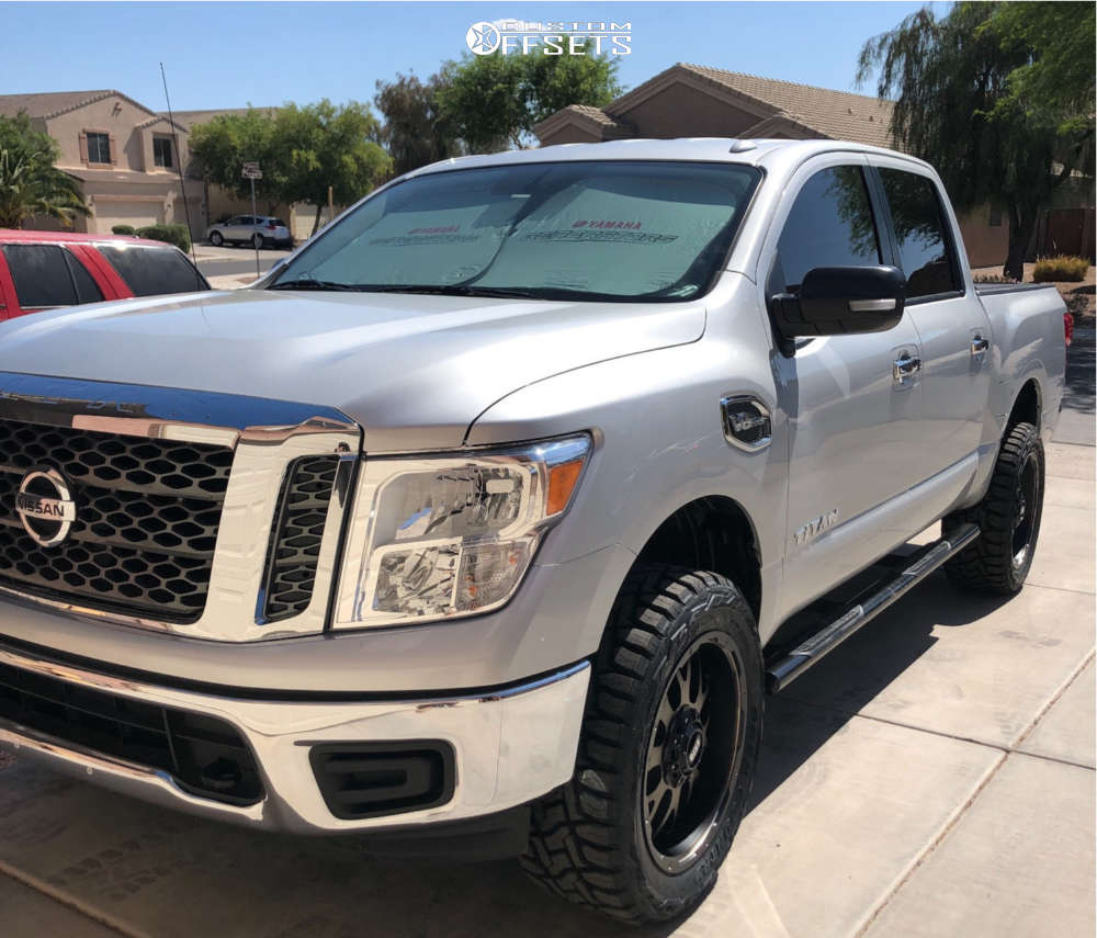 2017 Nissan Titan with 20x9 -12 Grid Gd02 and 33/12.5R20 Toyo Tires ...