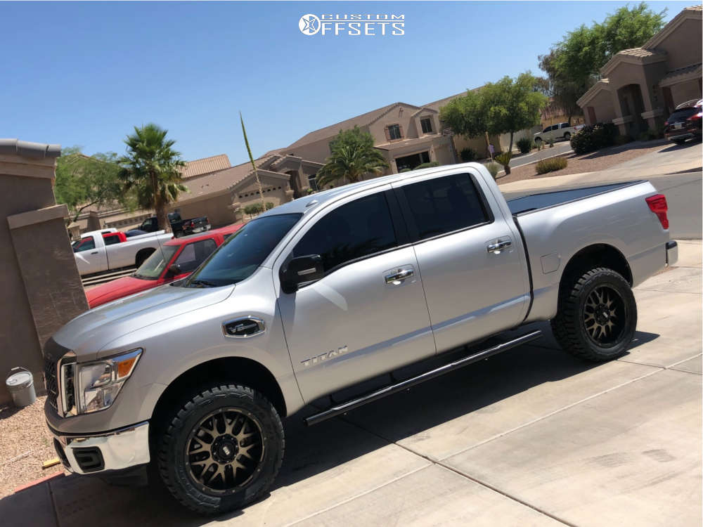 2017 Nissan Titan with 20x9 -12 Grid Gd02 and 33/12.5R20 Toyo Tires ...