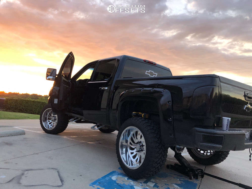 2013 Chevrolet Silverado 1500 with 22x12 -44 Stealth Forged Alpha and ...
