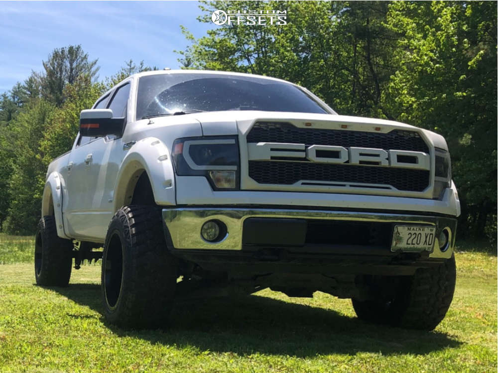 2011 Ford F-150 with 22x12 -44 Motiv Offroad Magnus and 35/12.5R22 RBP ...