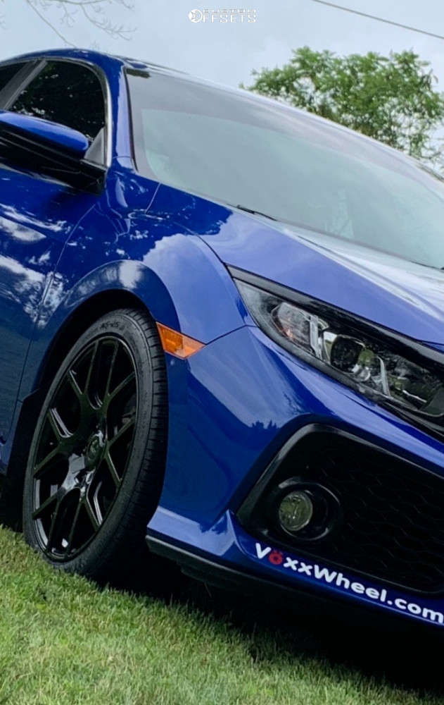 2018 Honda Civic with 18x8 40 Voxx Lago and 235/40R18 Nankang NS-25 and ...