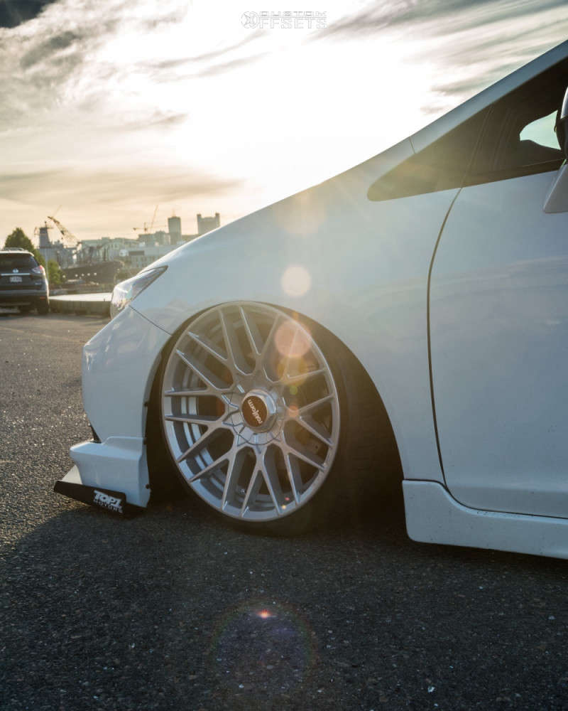 2013 Honda Civic with 18x9.5 35 Rotiform Rse and 215/35R18 Nankang NS ...