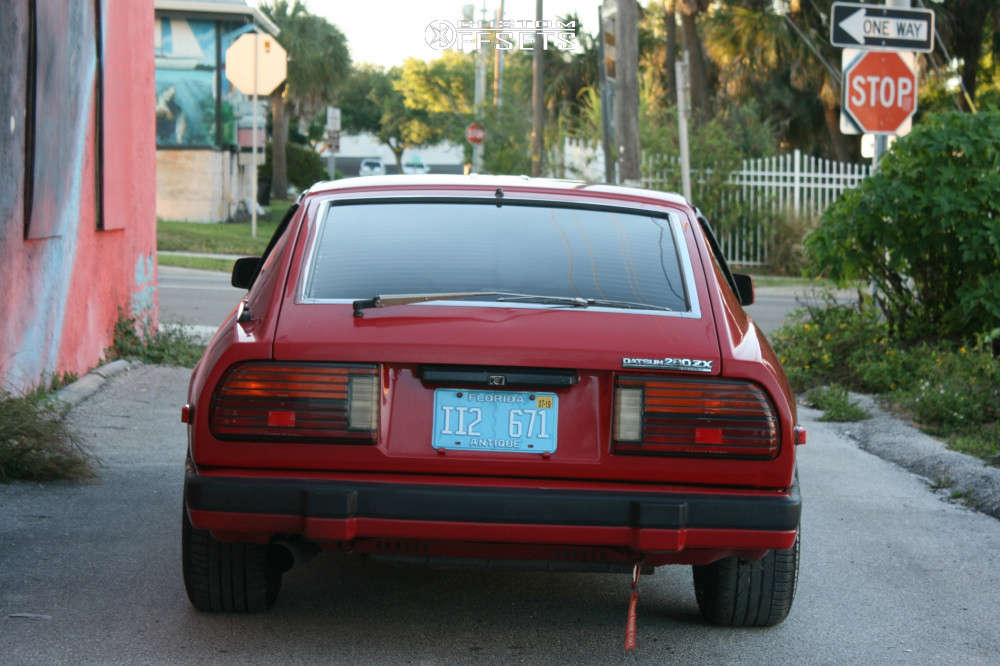 1982 Nissan 280ZX with 17x9 20 Work Zistance W10m and 225/45R17 ...
