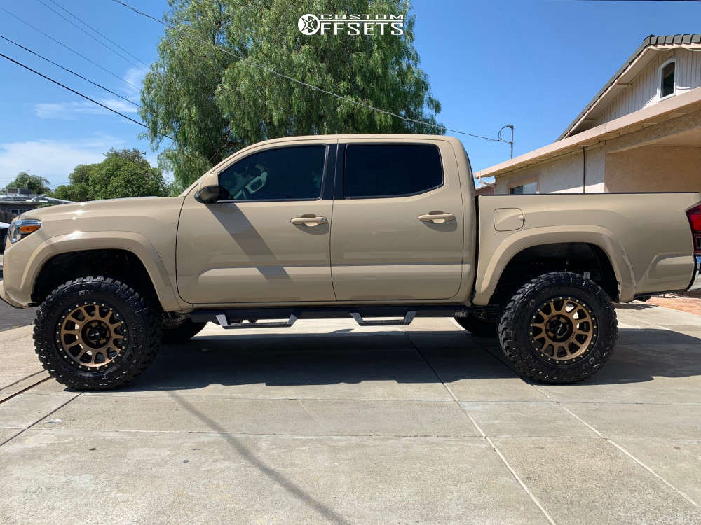 2018 Toyota Tacoma with 18x9 -12 Method Nv and 275/65R18 Toyo Tires ...