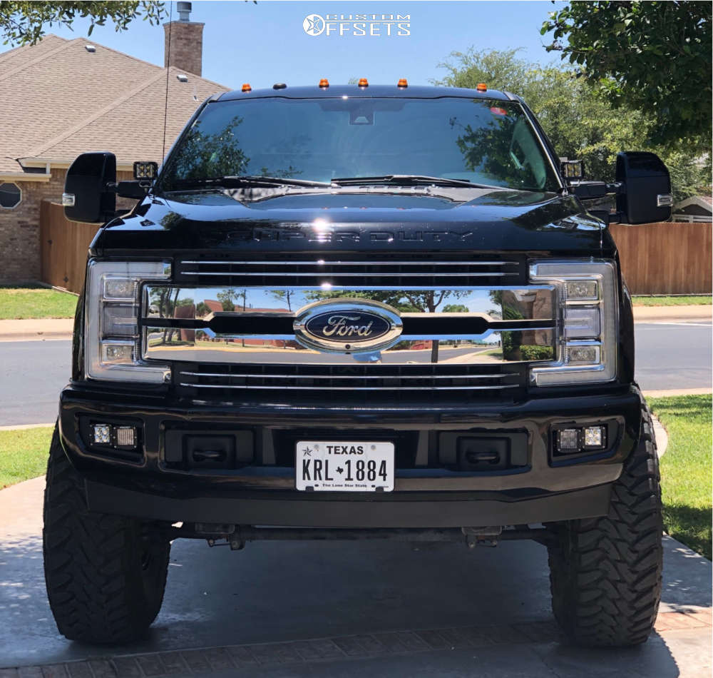 2018 Ford F-350 Super Duty with 17x8.5 -6 Innov8 Racing G500 and 40/13 ...