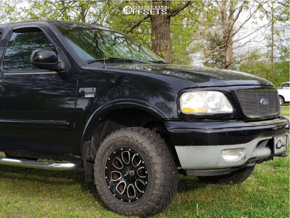 1999 Ford F-150 with 17x9 18 Helo He879 and 265/70R17 Toyo Tires Open ...