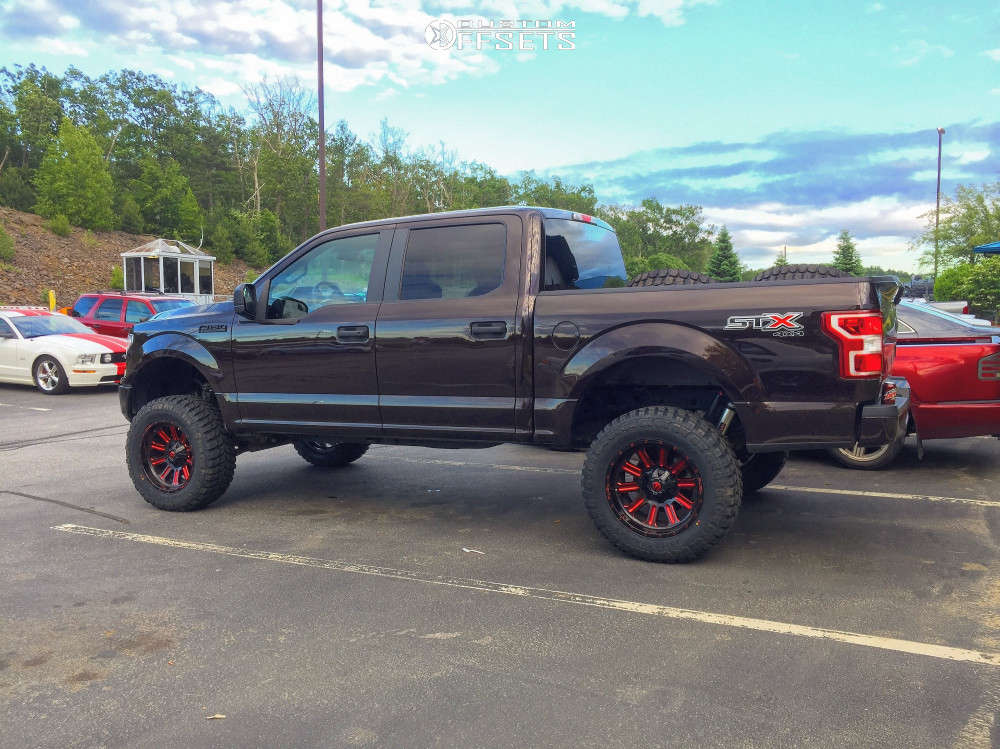2018 Ford F-150 with 20x10 -18 Fuel Hardline and 35/12.5R20 Crosswind M ...