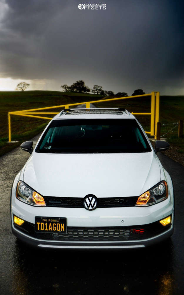 2017 Volkswagen Golf Alltrack with 18x8.5 45 Rotiform Six and 225/40R18 ...