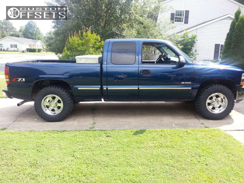 2002 Chevrolet Silverado 1500 with 17x9 -6 Pro Comp 1089 and 285/70R17 ...