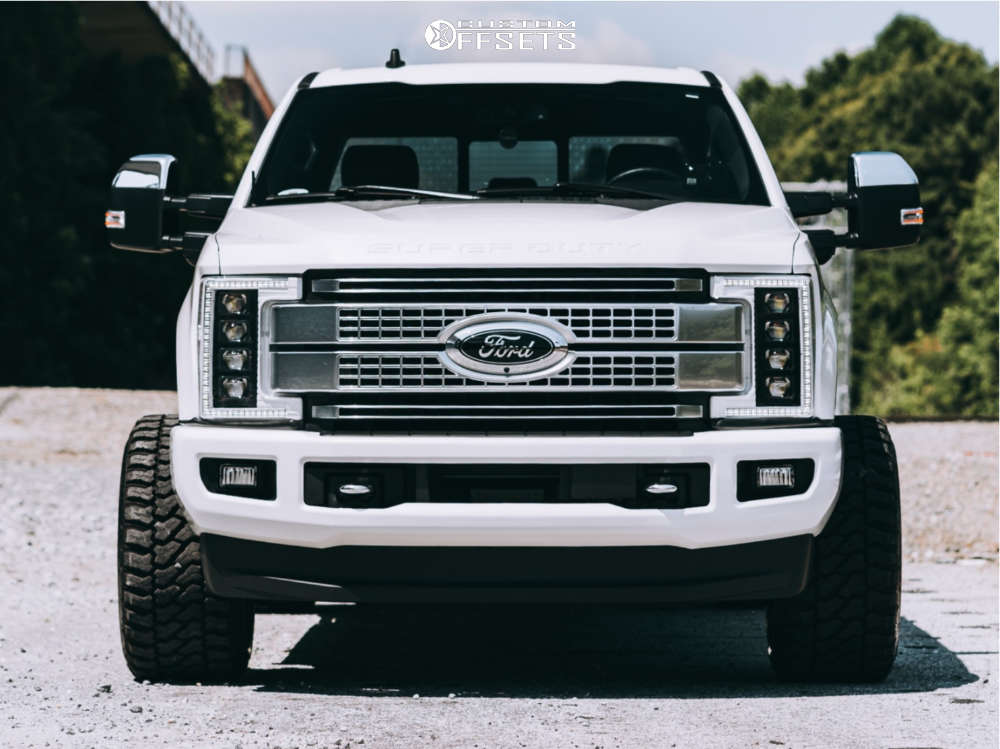 2019 Ford F-250 Super Duty with 24x14 -76 Fuel Forged Ffc80 and 33/14 ...