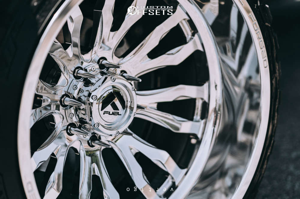 2019 Ford F-250 Super Duty with 24x14 -76 Fuel Forged Ffc80 and 33/14 ...