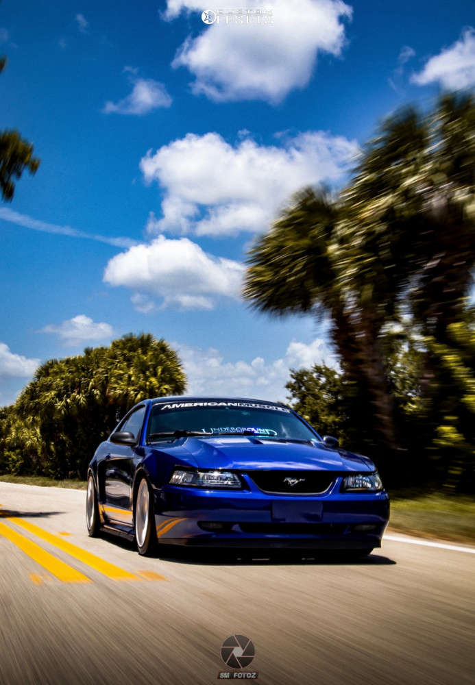 2004 Ford Mustang with 18x9 30 American Muscle Amr and 245/40R18 Presa ...