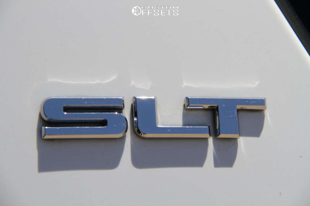 2008 GMC Yukon with 22x12 -44 DFD N/a and 35/12.5R22 Toyo Tires Open ...