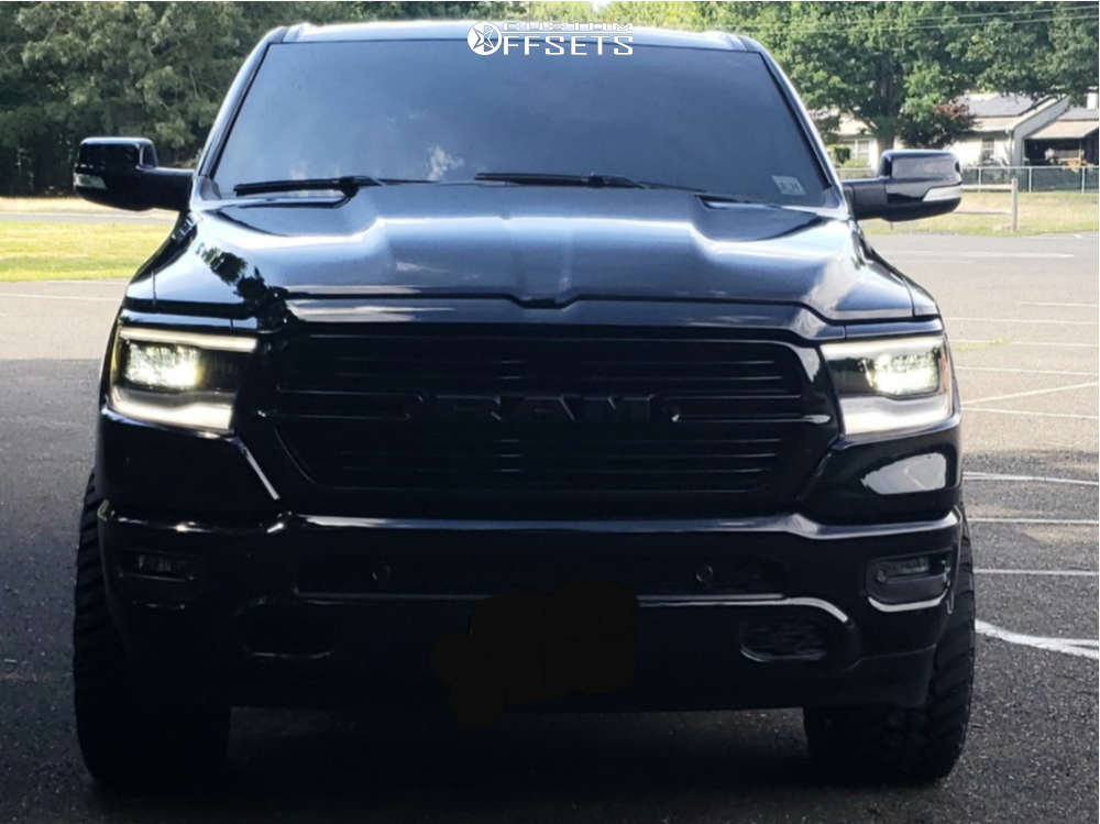 2019 Ram 1500 with 20x10 -12 RBP 80r and 33/12.5R20 AMP Mud Terrain ...