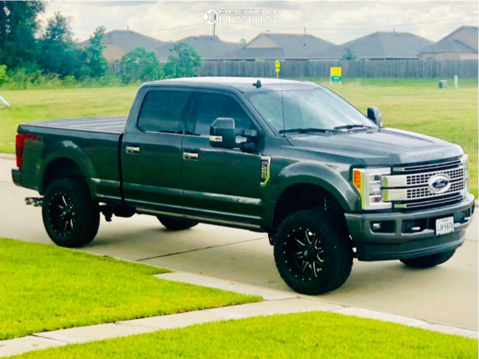 2019 Ford F-250 Super Duty with 20x10 -18 Fuel Maverick D538 and 35/12 ...