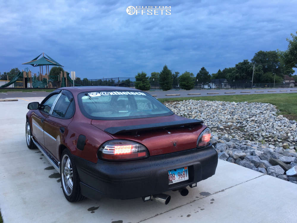 2002 Pontiac Grand Prix with 18x8 45 Velocity VW-810a and 235/40R18 ...