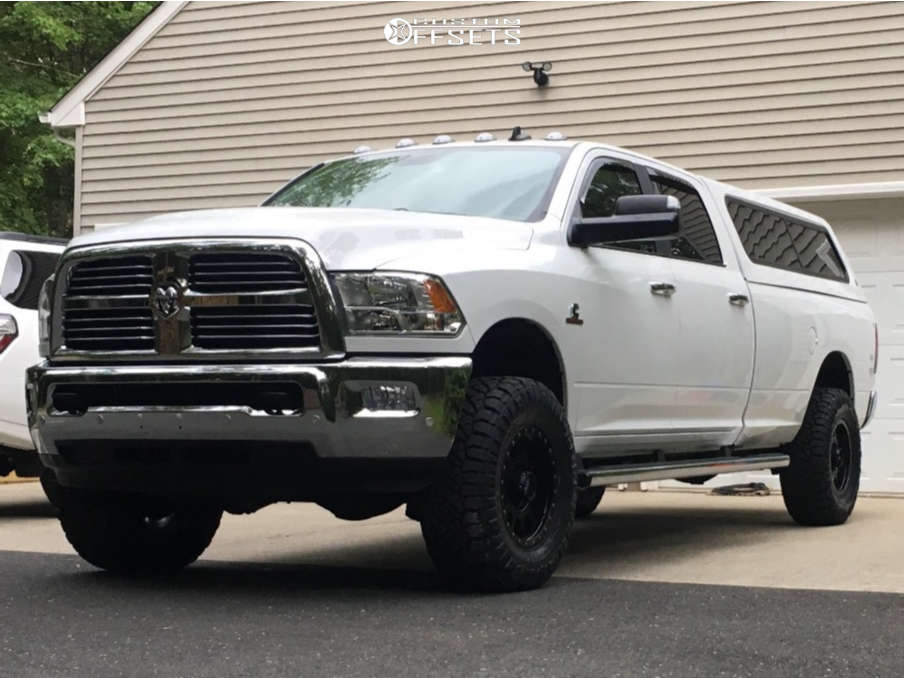 2018 Ram 2500 with 18x9 18 Method NV and 35/12.5R18 Nitto Ridge ...