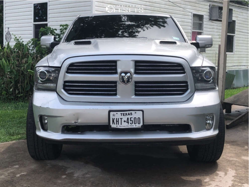 2016 Ram 1500 with 22x12 -44 V-Rock Anvil and 305/45R22 Vercelli Strada ...
