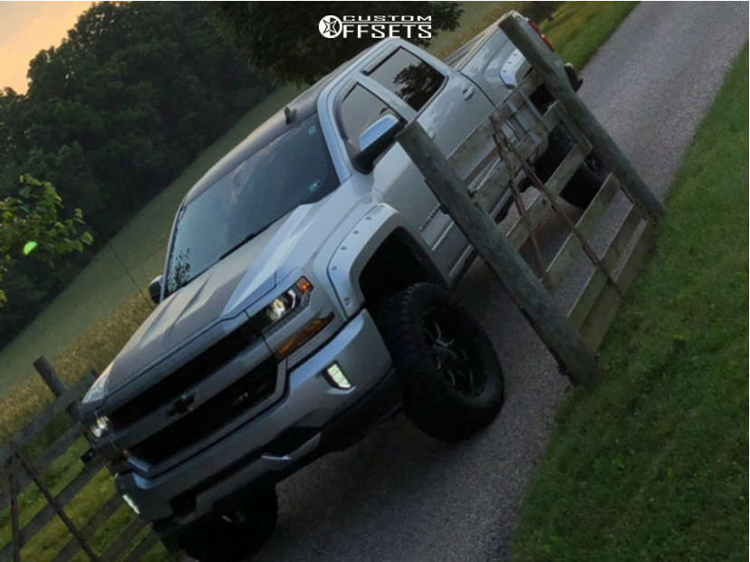 2017 Chevrolet Silverado 1500 with 20x9 0 Moto Metal Mo970 and 35/12 ...