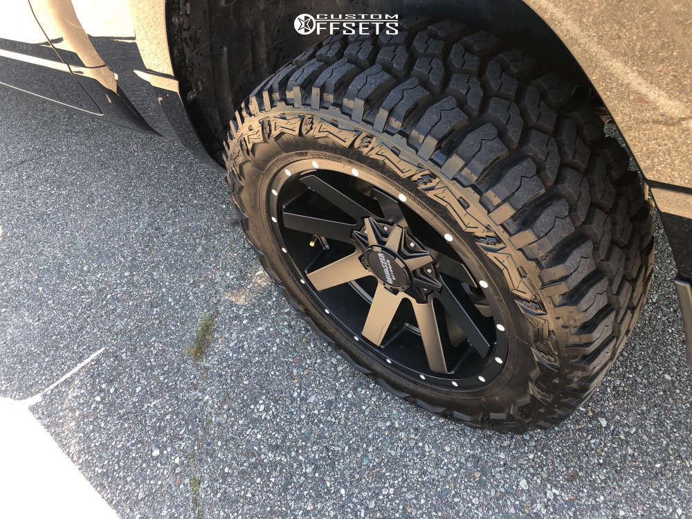 2019 Ram 1500 with 20x9 -12 Mudster Offroad Ghost Rider and 33/12.5R20 ...