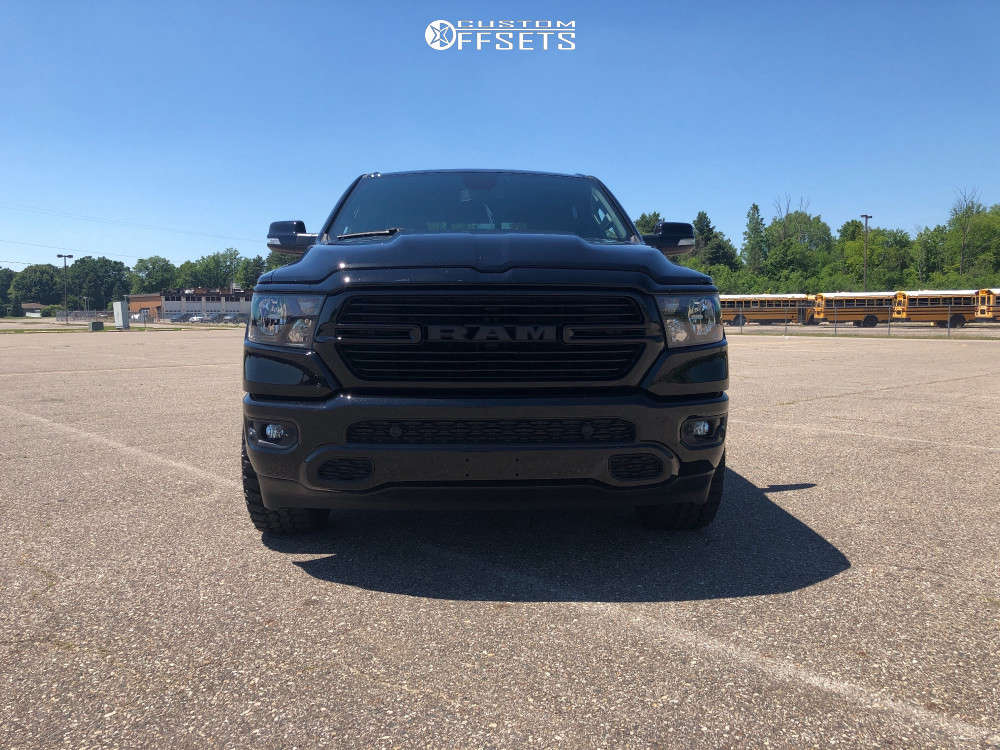2019 Ram 1500 with 20x9 -12 Mudster Offroad Ghost Rider and 33/12.5R20 ...