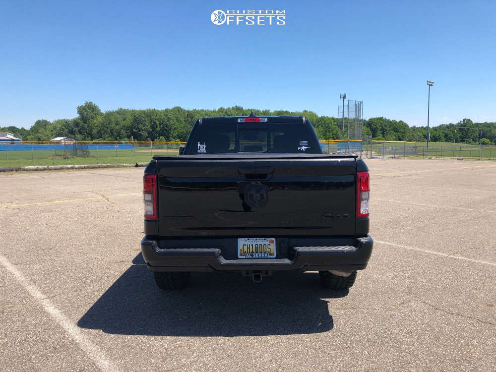 2019 Ram 1500 with 20x9 -12 Mudster Offroad Ghost Rider and 33/12.5R20 ...