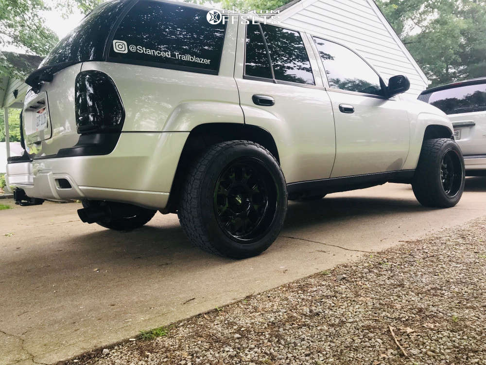2007 Chevrolet Trailblazer with 20x10 -24 Moto Metal Mo404 and 265 ...