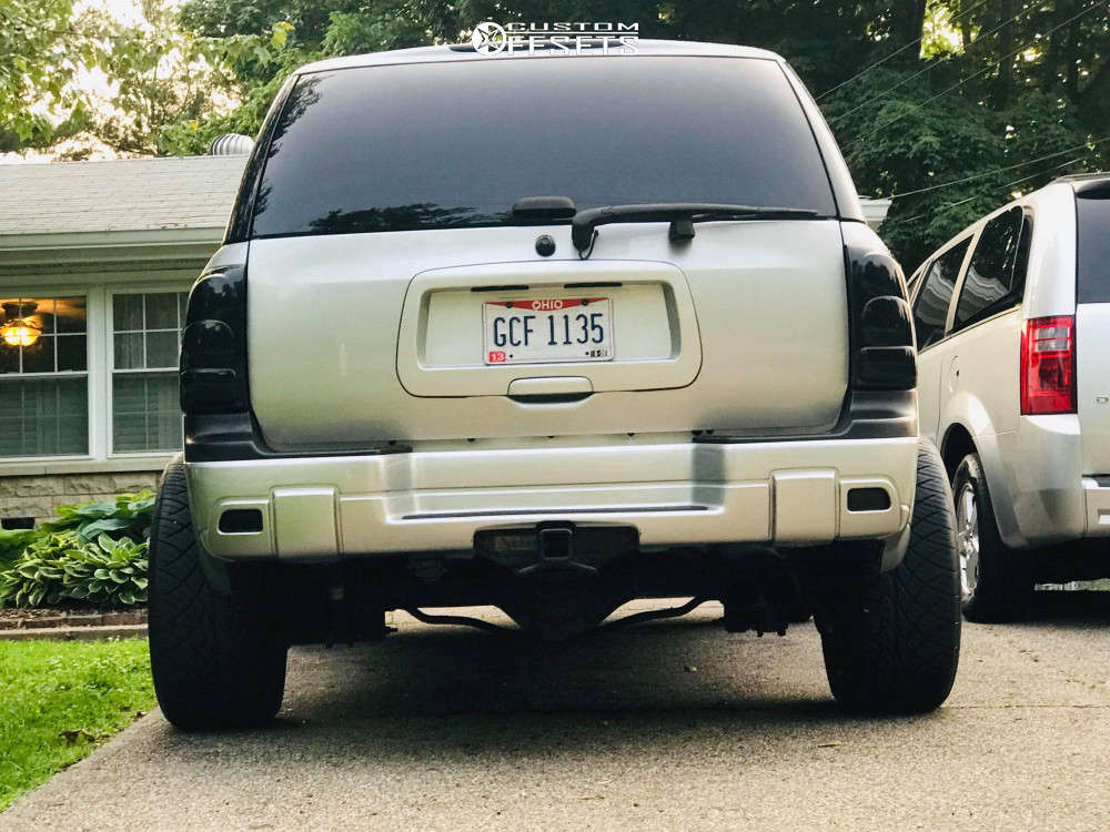 2007 Chevrolet Trailblazer with 20x10 -24 Moto Metal Mo404 and 265 ...