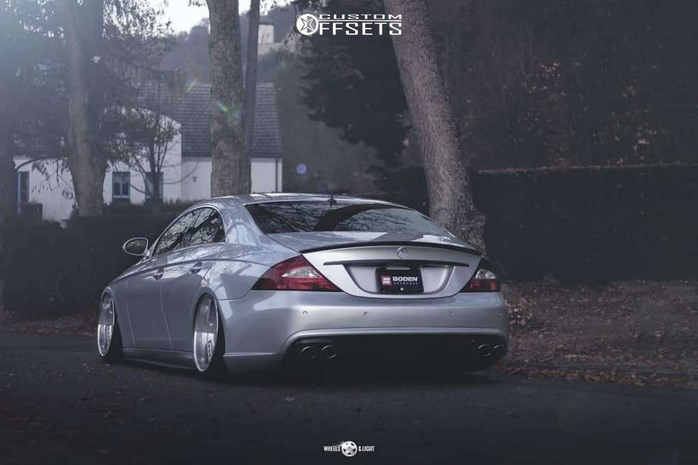 2005 Mercedes-Benz CLS550 with 19x10 10 Leon Hardiritt Waffe and 225 ...