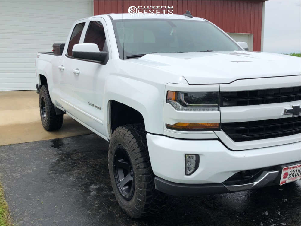 2016 Chevrolet Silverado 1500 with 18x9 -12 Fuel Ripper and 275/70R18 ...