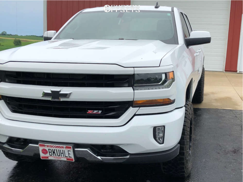 2016 Chevrolet Silverado 1500 with 18x9 -12 Fuel Ripper and 275/70R18 ...