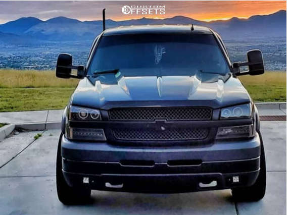 2006 Chevrolet Silverado 2500 HD with 20x9 0 Hostile Fury and 285/50R20 ...