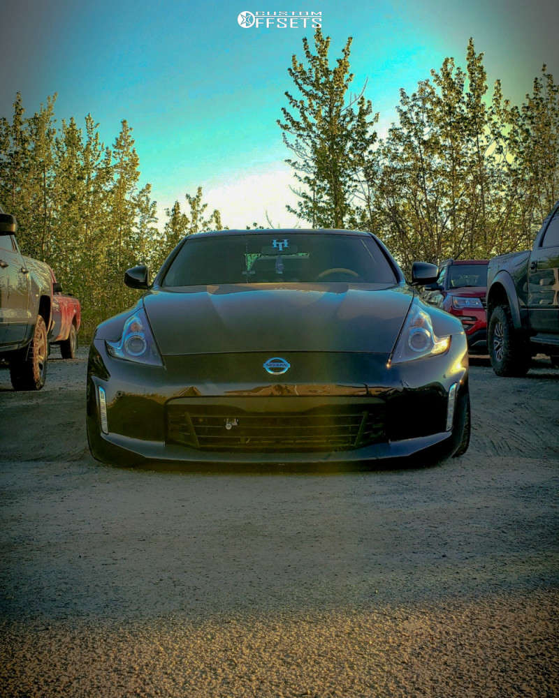 2018 Nissan 370Z with 19x9 25 Work Emotion Cr Kiwami and 255/40R19 ...