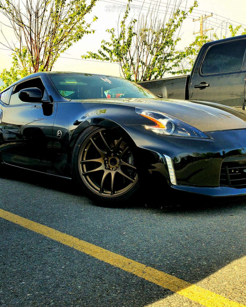 2018 Nissan 370Z with 19x9 25 Work Emotion Cr Kiwami and 255/40R19 ...