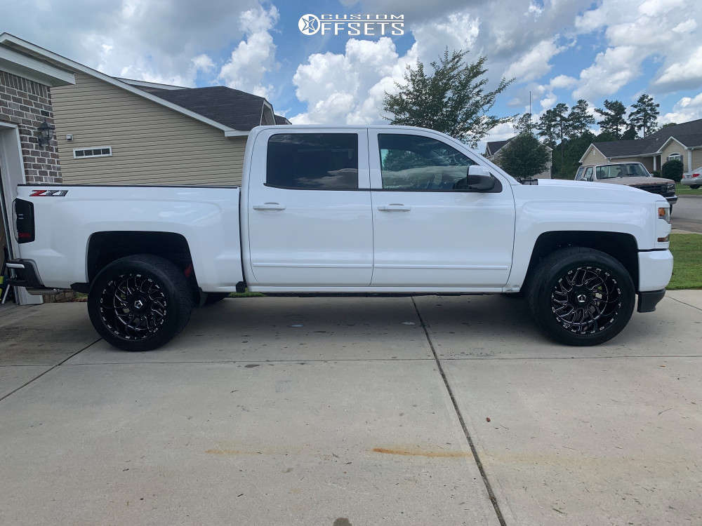 2018 Chevrolet Silverado 1500 with 20x12 -44 TIS 544BM and 305/50R20 ...