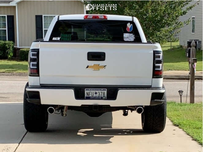 2018 Chevrolet Silverado 1500 with 20x12 -44 TIS 544BM and 305/50R20 ...