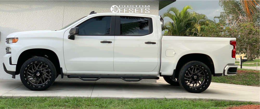 2019 Chevrolet Silverado 1500 with 22x12 -44 TIS 544BM and 305/40R22 ...