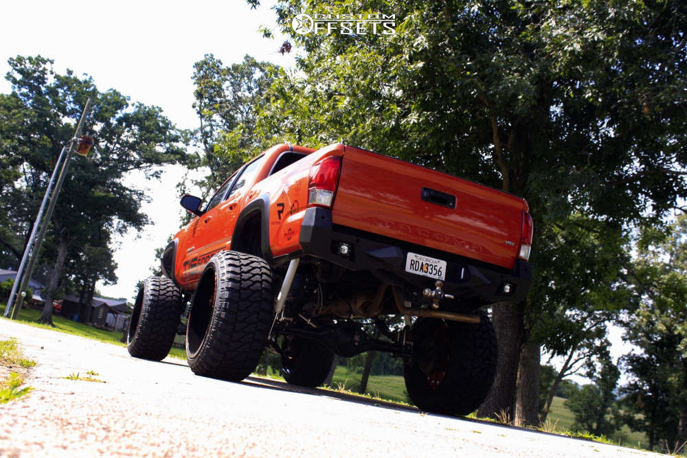 2017 Toyota Tacoma with 26x16 -101 TIS Forged F51bm1 and 38/15.5R26 ...