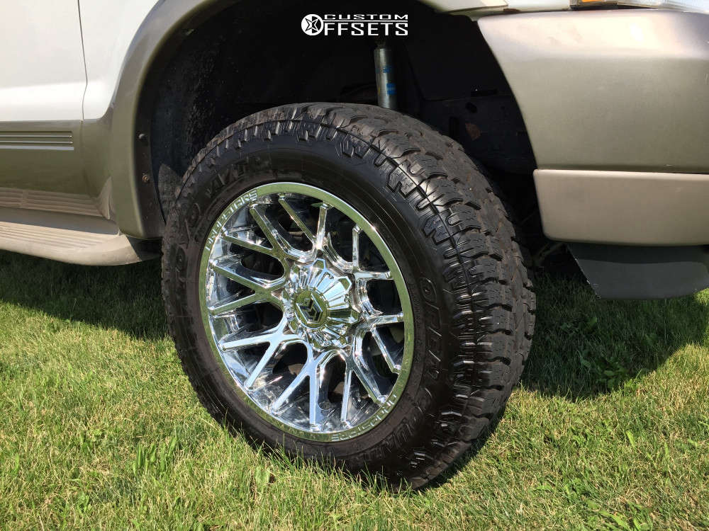 2004 Ford Excursion with 20x10 -25 Dropstars 654v and 285/60R20 Toyo ...
