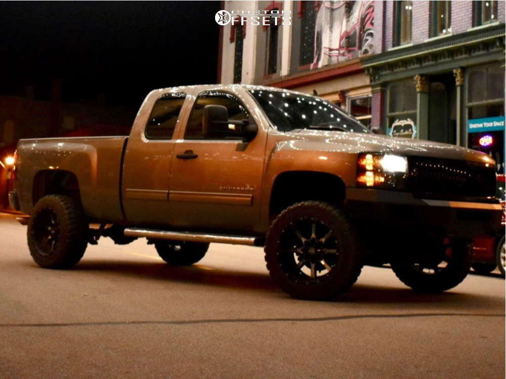 2012 Chevrolet Silverado 1500 with 22x12 -44 Moto Metal Mo970 and 33/12 ...